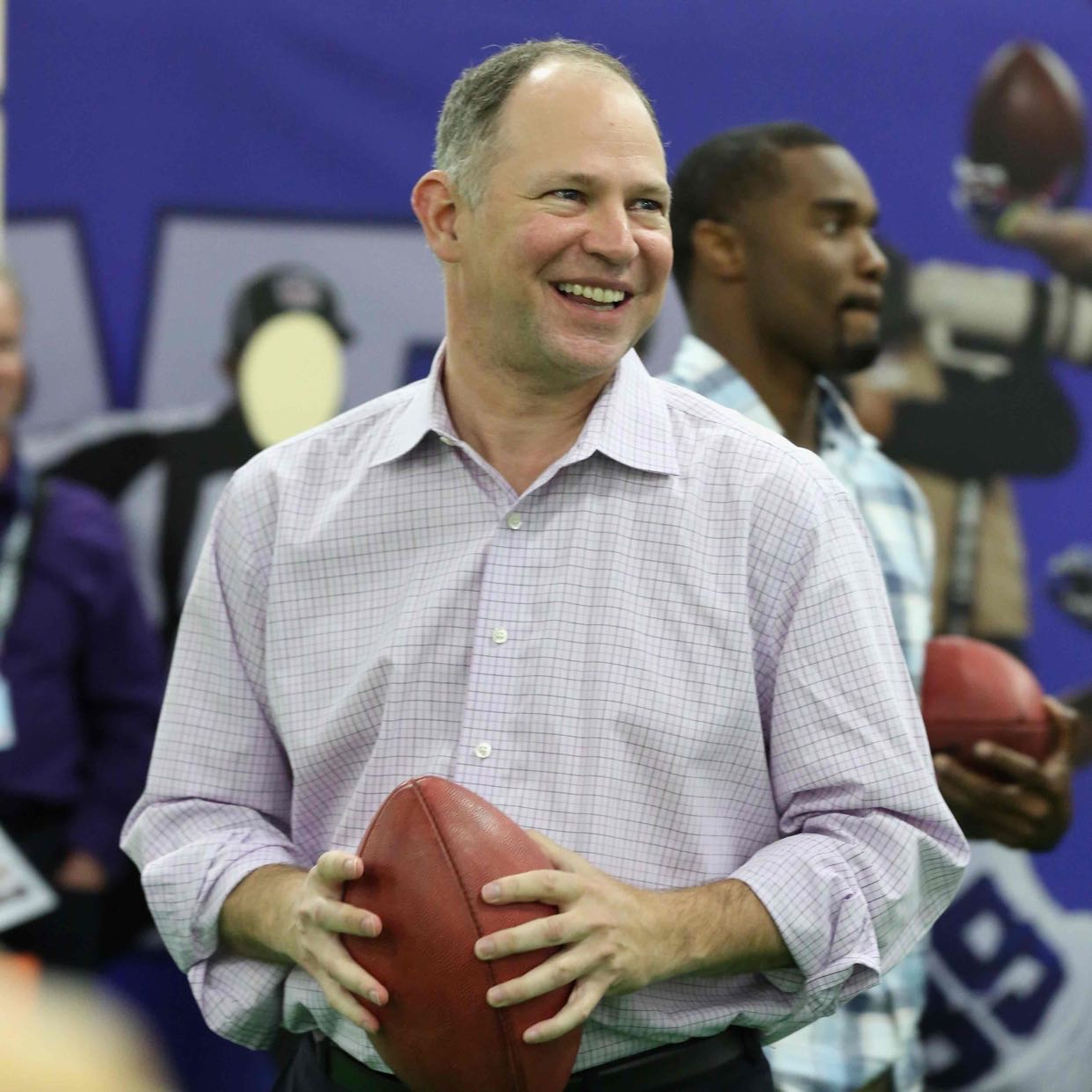 Cameo - Matthew Berry