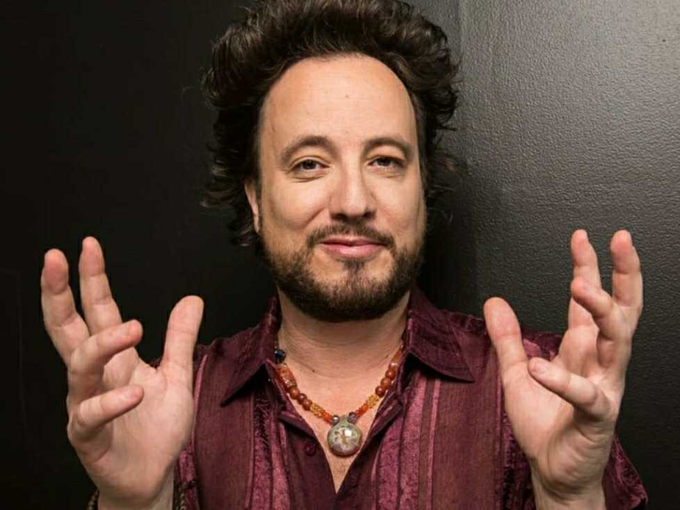 Cameo - Giorgio A. Tsoukalos