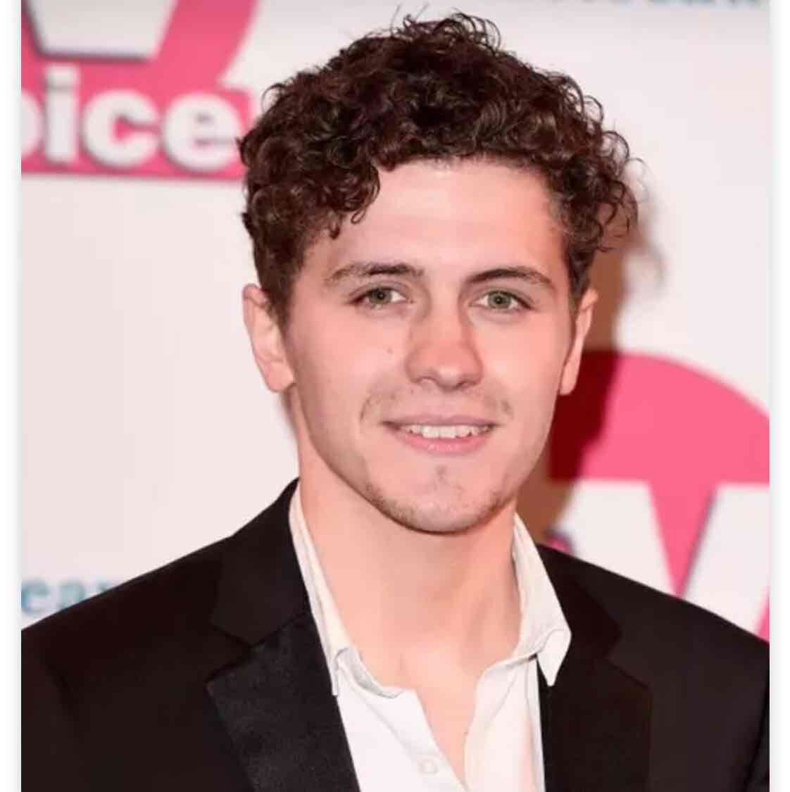 Cameo - Dylan Llewellyn