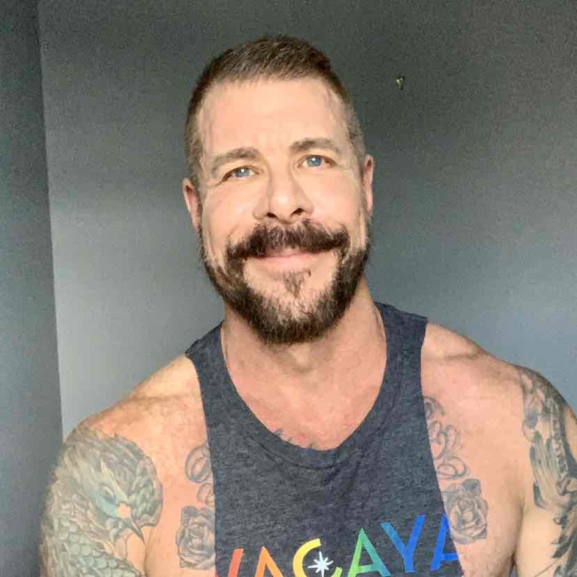 Cameo - Rocco Steele