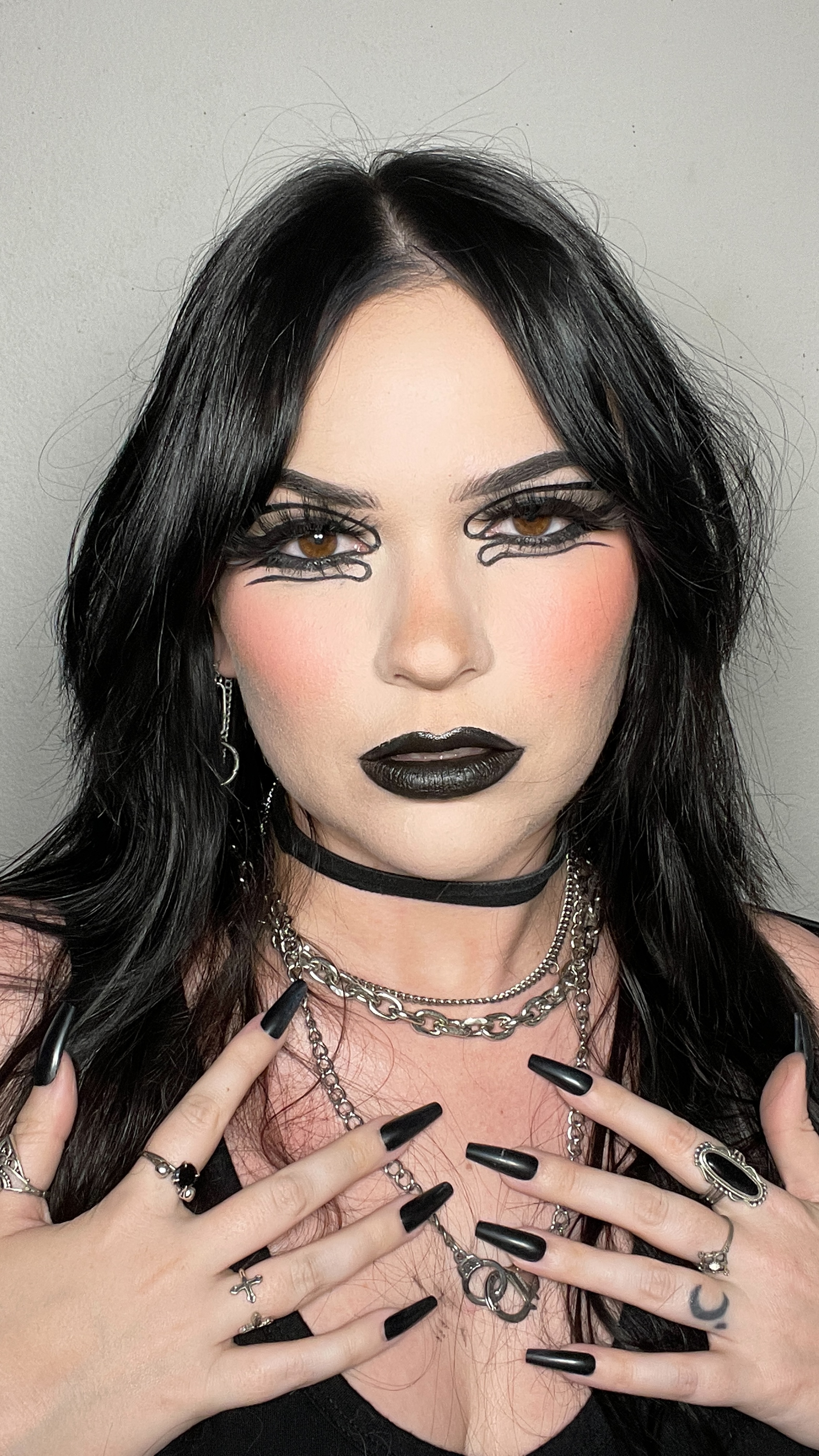 Cameo - Alice Lockhart