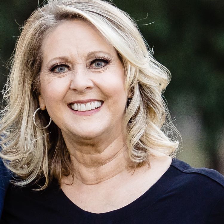 Cameo - Mary Beth Roe