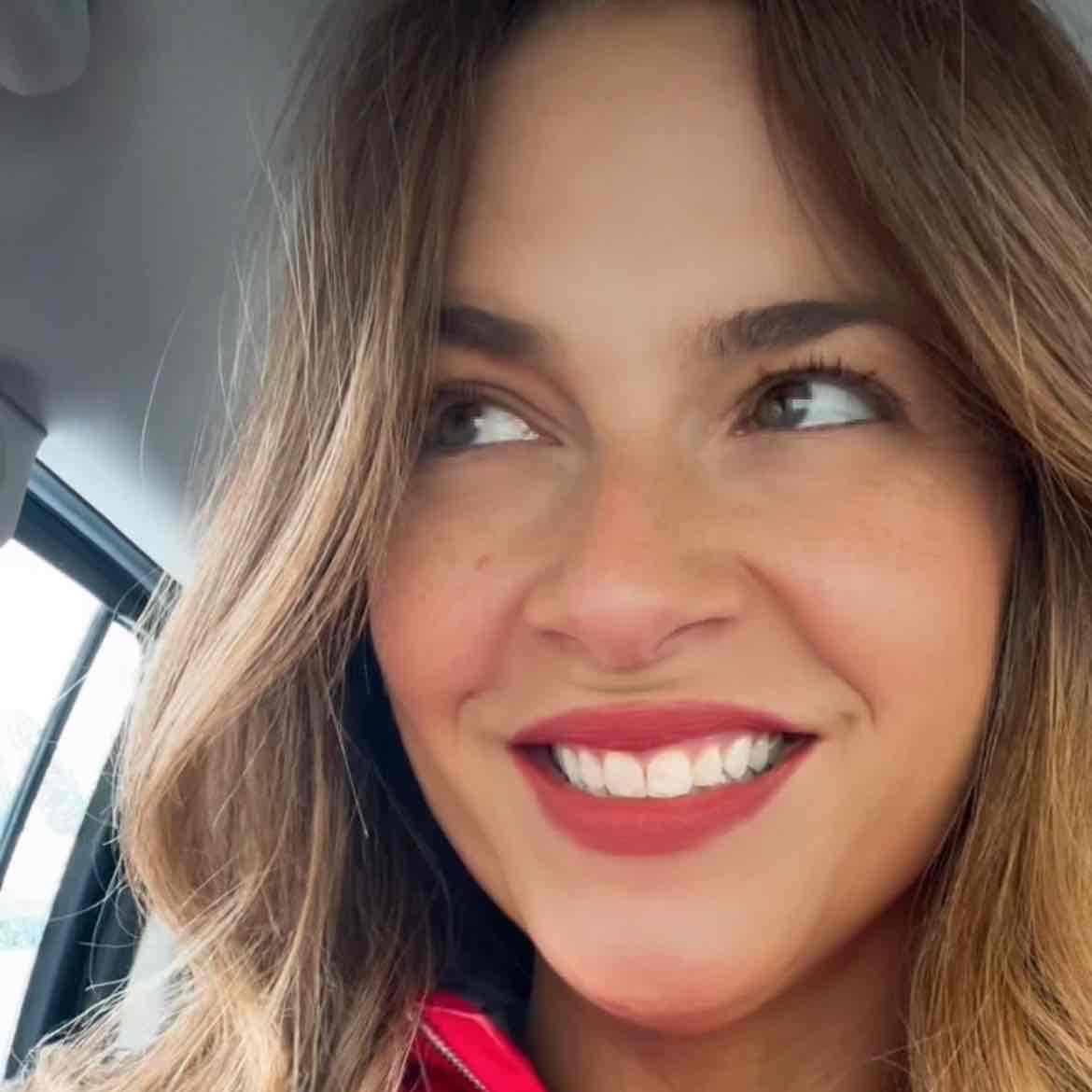 Cameo - Shameless Elle