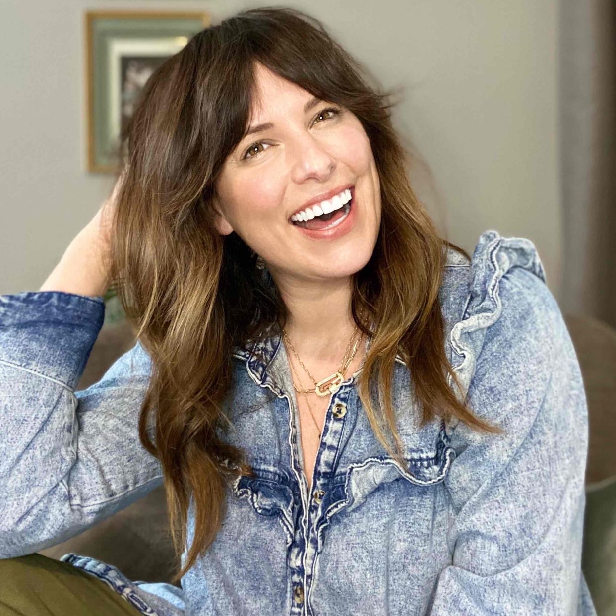 Cameo - Carrie Locklyn