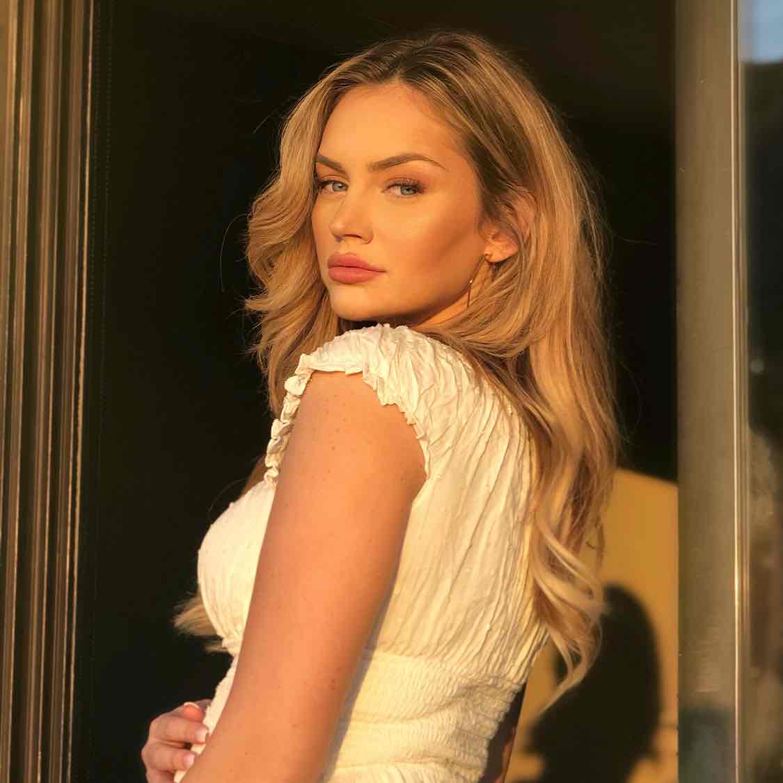 Cameo - Taylor Selfridge