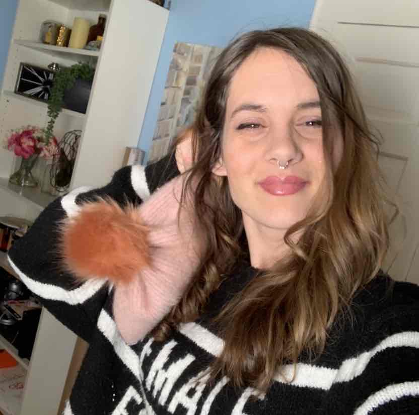 Cameo - Laurel Driskill