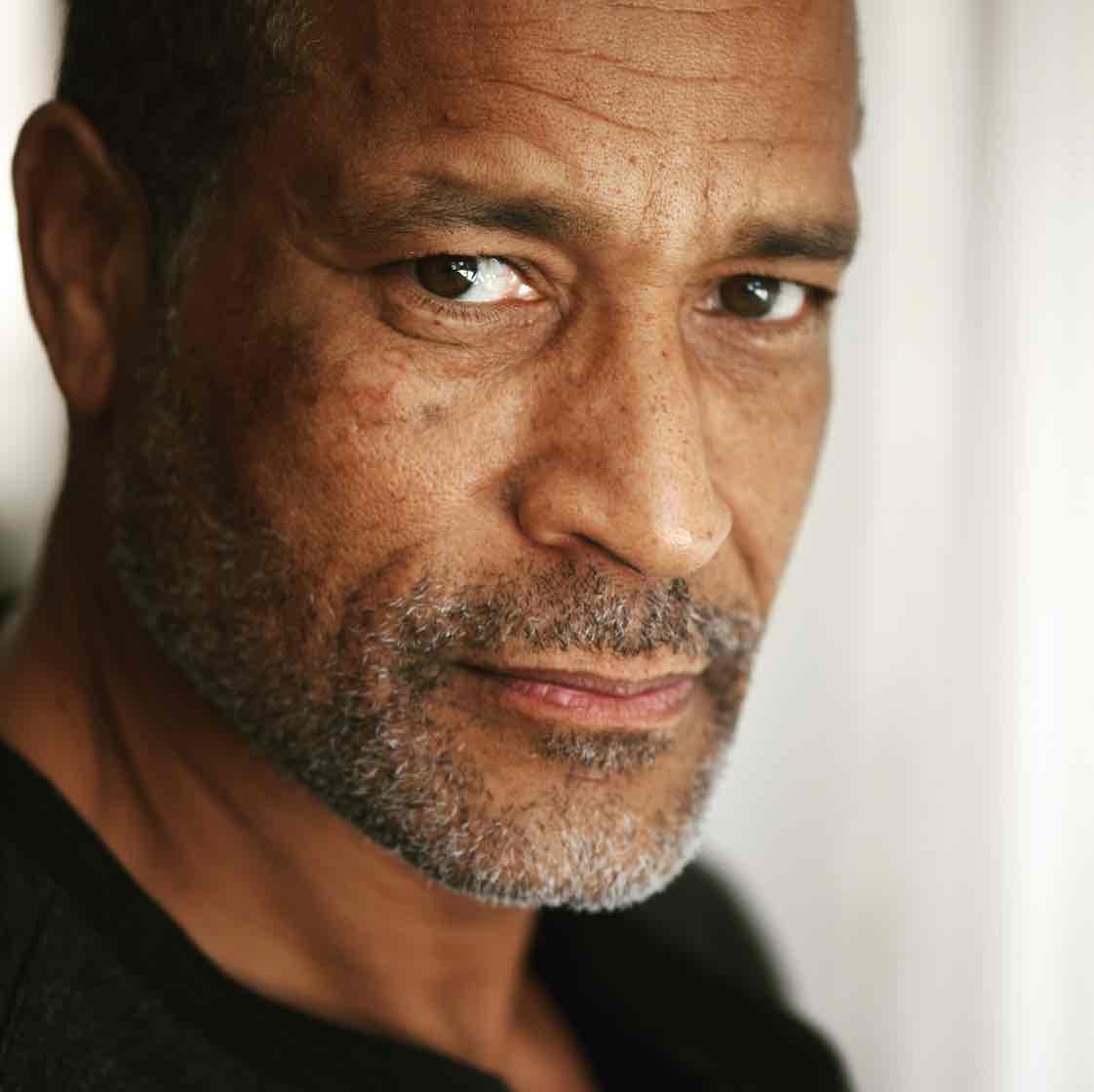 Cameo - Phil Morris