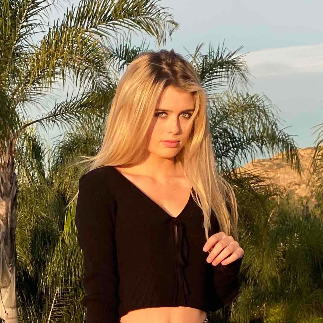 Cameo - Ruby Lightfoot