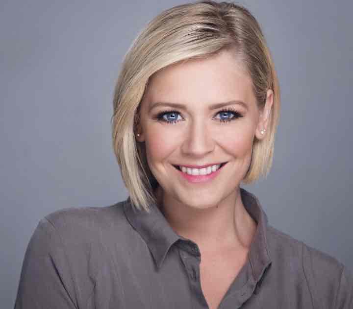 Cameo - Suzanne Shaw