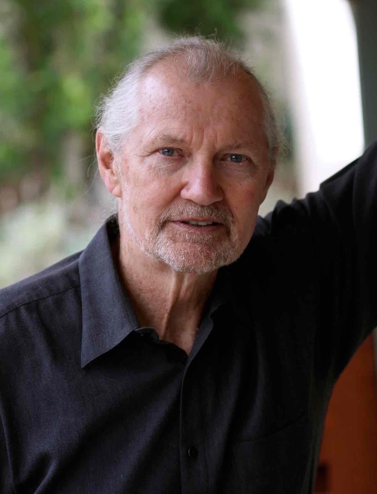 Cameo - Andrew Robinson